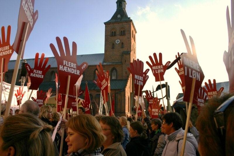 Højere løn og flere hænder til offentligt ansatte fortsætter med at presse sig på | KPnet